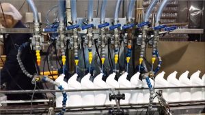 Full-automatic Toilet Cleaner Bleach Linear type Filling Machine ...